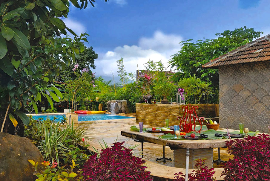 Stay | Tooth Mountain Farms